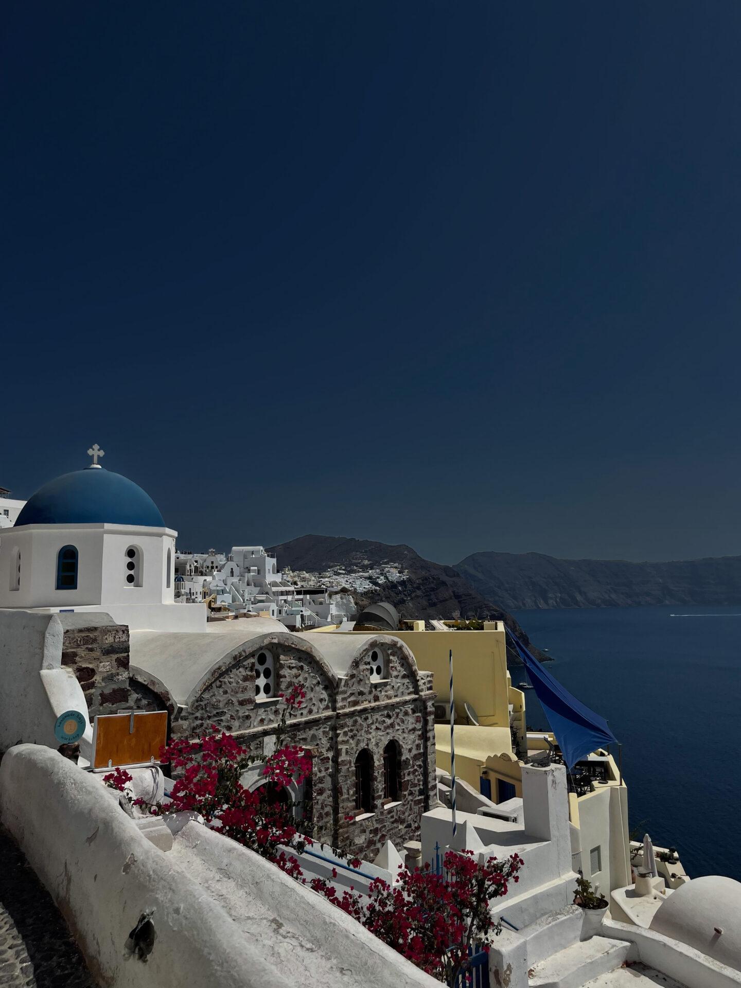 Discovering Greece: An Ultimate One-Week Travel Itinerary | Santorini ...