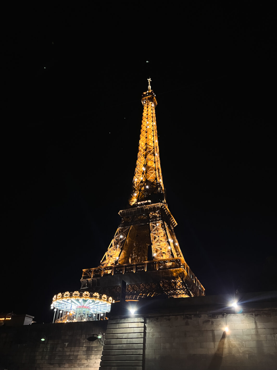 HOTEL RAPHAEL, PARIS: ELEVATED LUXURY IN THE HEART OF THE CITY - Anna's ...